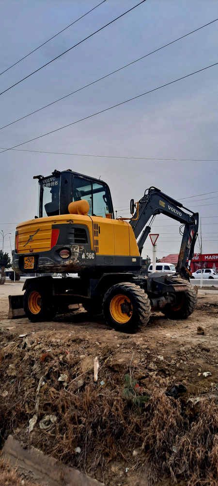 Volvo ekskavator sotladi