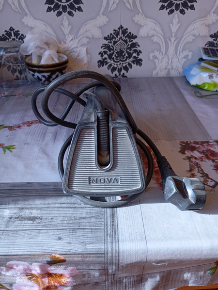 Утюг (Дазмол) NOVA