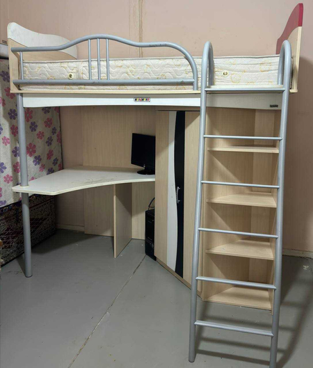 Продается двухъярусная кровать