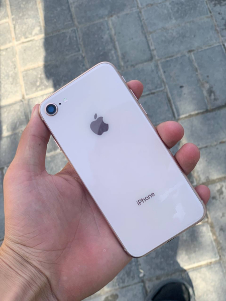 Iphone8 sotiladi