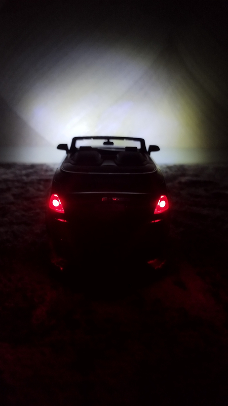Metallic car Rolce-Royce Dawn
