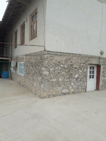Cho‘tqarada xovli sotiladi joyi yaxshi