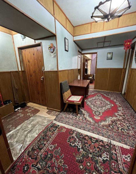 Совмин дом, Спецплан. 4 комнатная без ремонта 100м2 ор-р Туркуаз