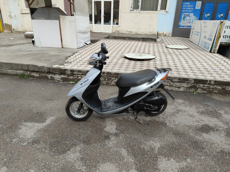 Продам япон скутора SUZUKI
