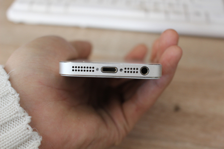 Iphone 5s 16gb Экранда дағы бар азырақ