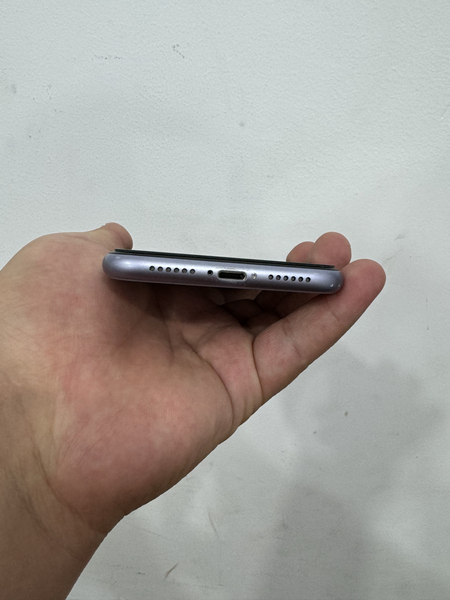 Iphone 11 srochniy sotiladi