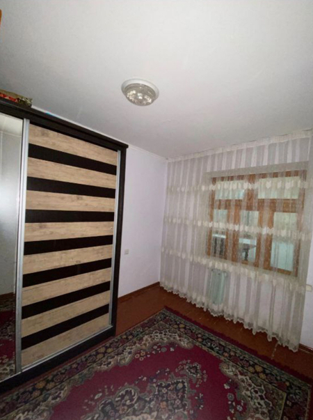 Срочно 2 хонали квартира топширилади рисовыйда болларга еки кизларга