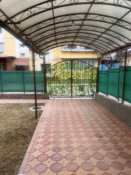 Аренда квартиры  3 комнатная 120 квадратных метров