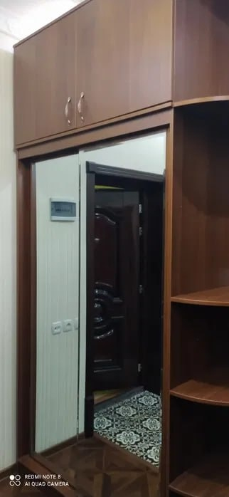 Salkovskiy Parkentskiy Oltin tepa Kvartira sotiladi2/2/4 ipatekasi bor