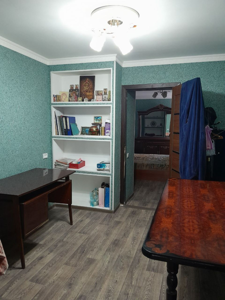 Азербайджанский центр дом 2,2,2сот, 4ком, въезд