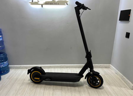 Электронный самокат E-scooter новый