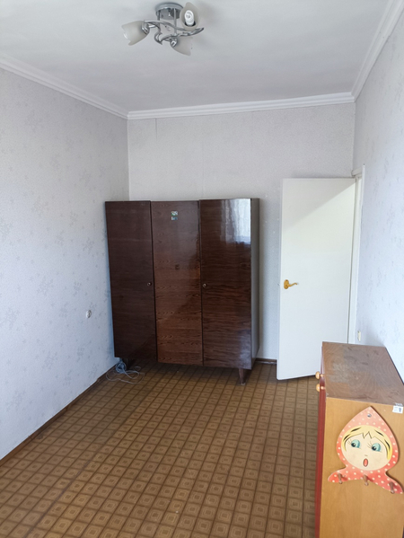 3 х КОМ КВАРТИРУ СЕРГЕЛИ 2 напротив РОВД 6/9 чистая 71 м2 акфа рамы