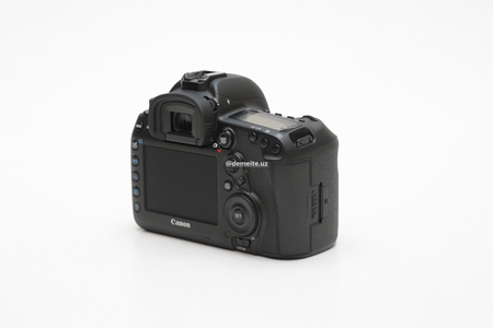 Canon EOS 5D Mark IV (4) body