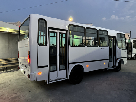 NP 40 sotiladi  2017 isuzu
