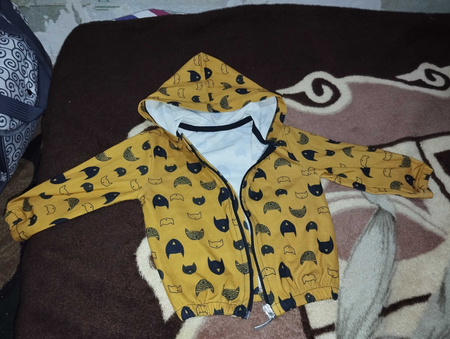 Продам детские вещи