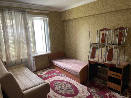 Продаётся 4/2/4 квартира на Ц-5 ор-р На Небе