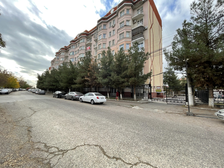 Продаётся Квартира спец план . 3/5/7 - 110 м2 срочно! - 168.000 у.е