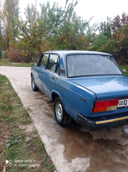 Vaz 2107 sotiladi Gazda  matiz generator let E7 fara