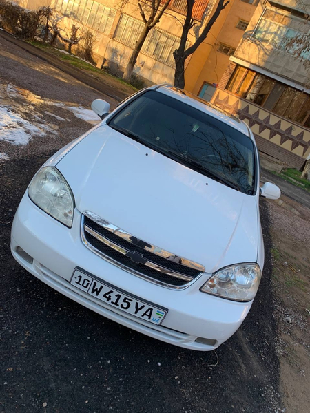 Продаётся Машина Lacetti 3P Автомат