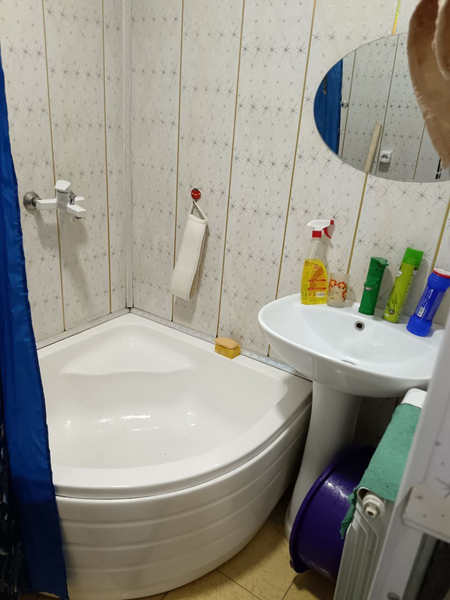 Vodnik yonda 2 xonali kv ijaraga bariladi