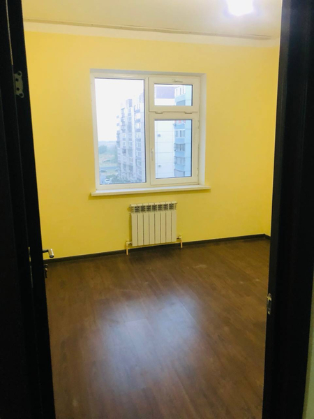 Срочно продается 2 комнатная квартира Янги Хает 10 худуд