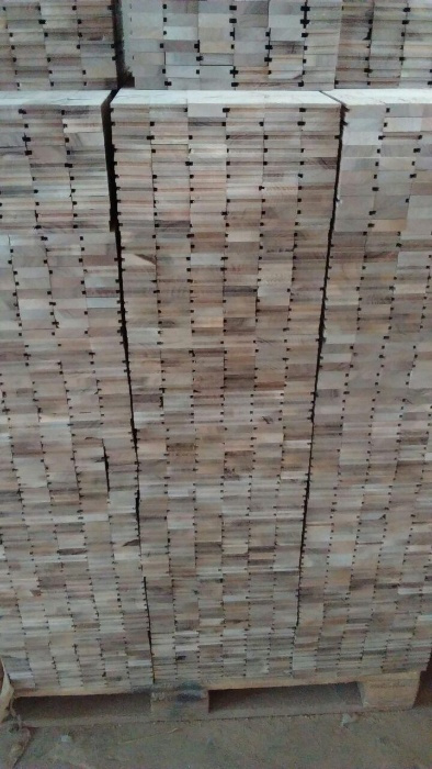 Продается калиброванная ламель из ореха горного.