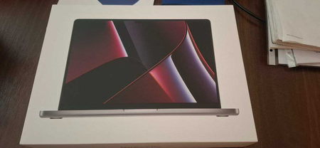 14-inch macbook pro apple m2 pro chip