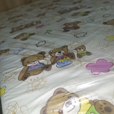 1kishile bolalar divan sotiladi rochni