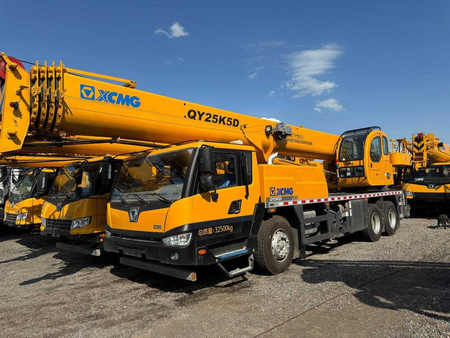 avtokran xcmg 25t halol nasiyaga beriladi