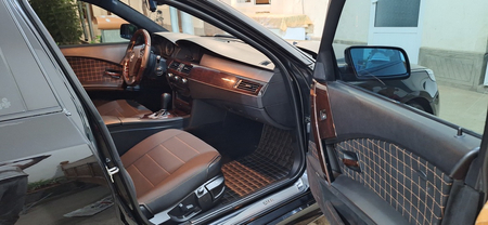 BMW E60 texnik xolati yaxshi yurib turgan moshina.
