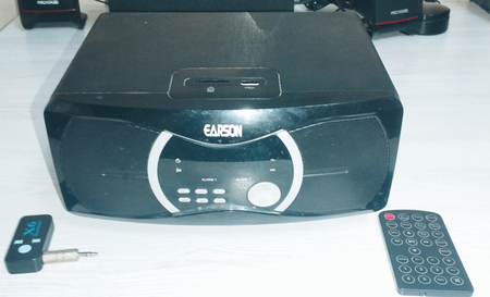 Колонк с встроенным сабвуфером Earson