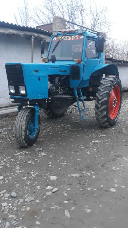 Mtz.80.X sotiladi kampilik