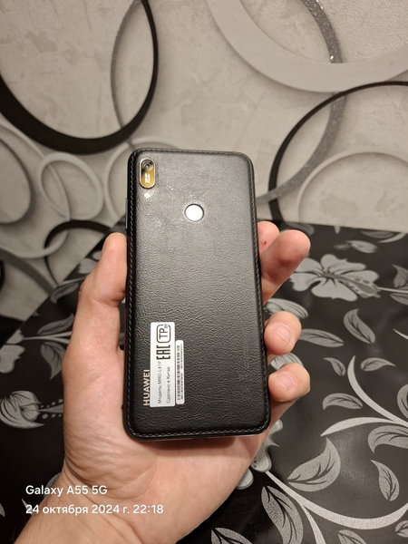 Smartphone Huawei Y6 2019 2/32 Gb SOTILADI. ПРОДАЁТСЯ Смартфон Huawei