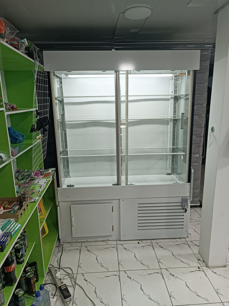 Tortnitsa xarxil turdagi shkaf