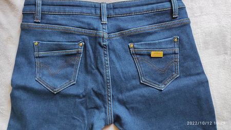 Джинсы Zara 29-30раз