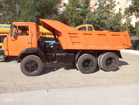 Самосвал Камаз сотилади.