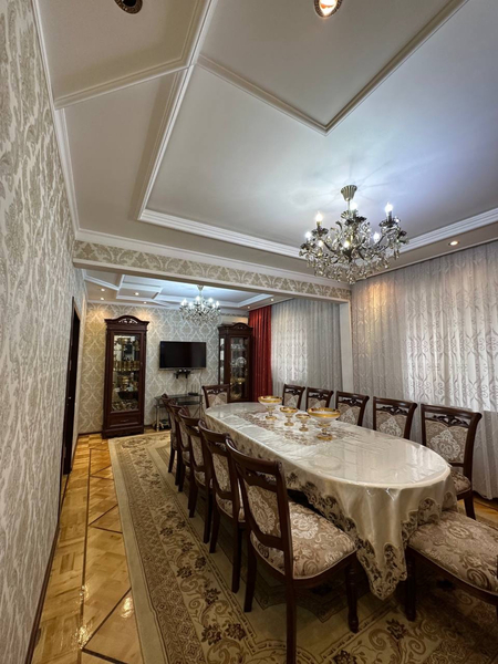 Срочно продается квартира Чиланзар Ц 4 комната 1/4