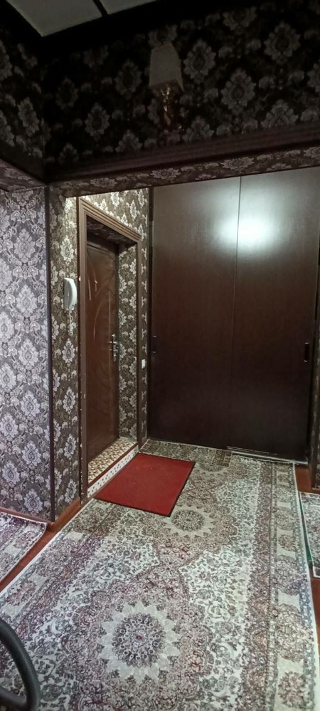 Квартира на Мирза Улугбеки с мебелью техникой 3/8/9  ремонт хороший