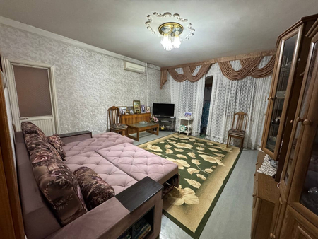 Срочна продаётся Квартира Ц13 Лабзак