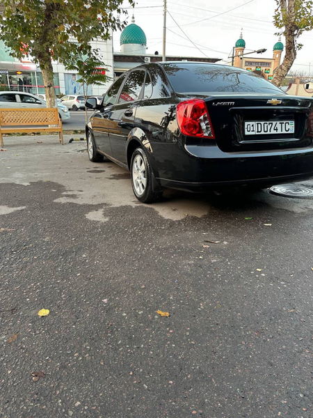 Srochni sotiladi jentra 2023