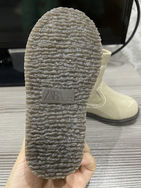 Детские сапожки Zara