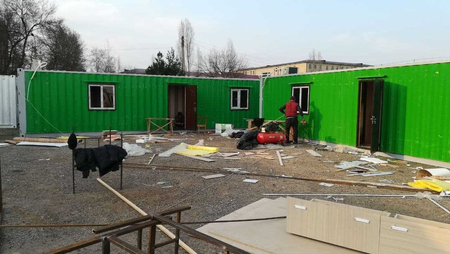 Jiloy konteyner barcha sharoitlari bilan