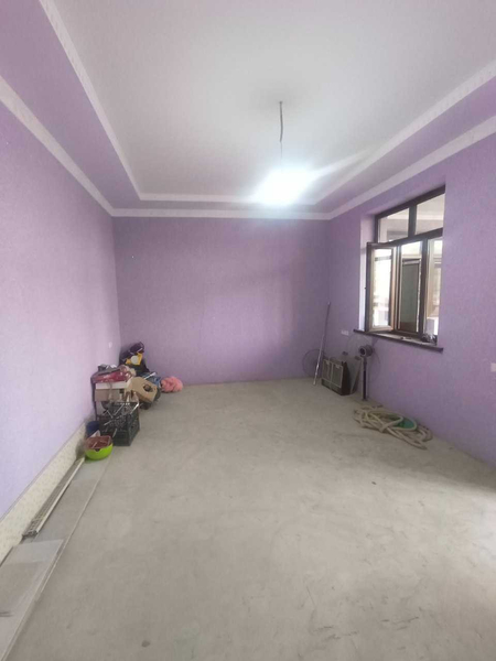 продам участок 2 этажный 4 сотки яшнабад 136000
