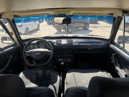 Vaz 21011. Yili 1985. Metan gazi bor texpaspurtda ruxsatiyam bor.