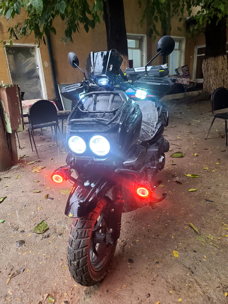 Tank skuter full versiyasi benzin \\nMotor 150\\n100 ga 4 ta benzin\\nHali y