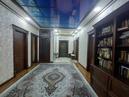 谷 126528 谷 Mirobod tumanida kvartira sotiladi [190 м²]
