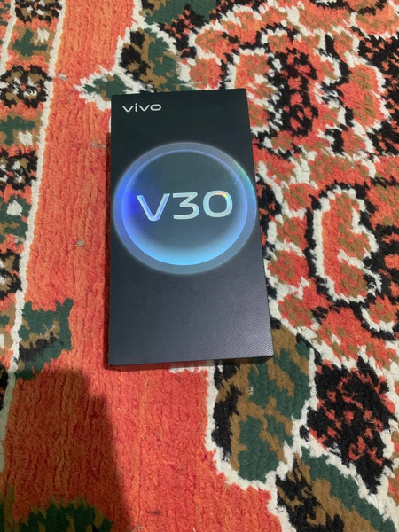 Vivo v30 ideal yangi