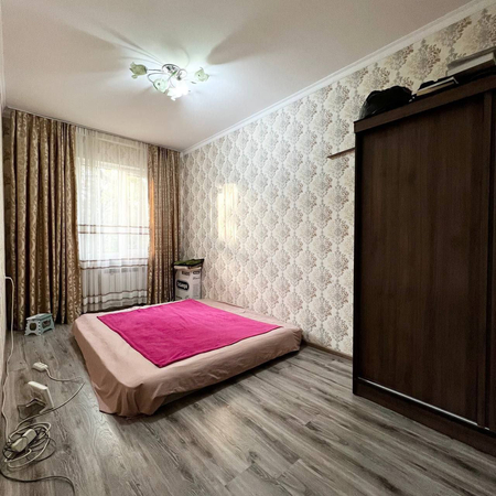 Продается 2 в3 комнатная квартира. Массив Феруза