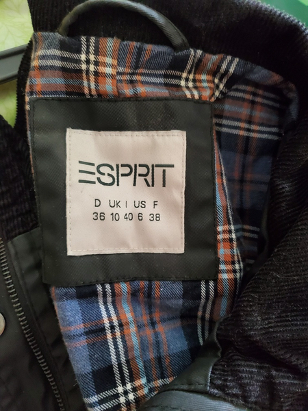 Куртка Esprit. Стильная куртка для девушки