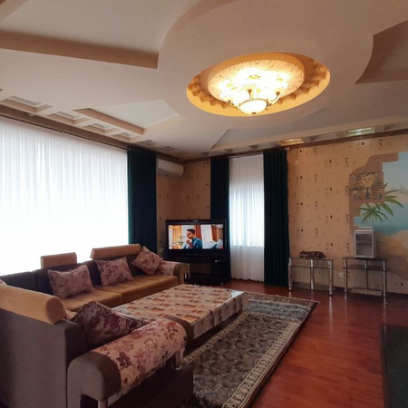 Дача ,,Villy Bars,,возле платины Чарвак.Бочка.